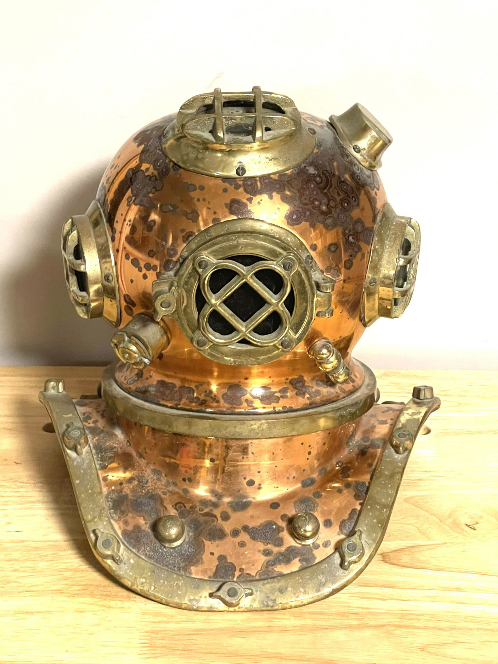 RARE ROLEX SUBMARINER DIVING HELMET STORE DISPLAY - Jun 12, 2021 | Rare ...