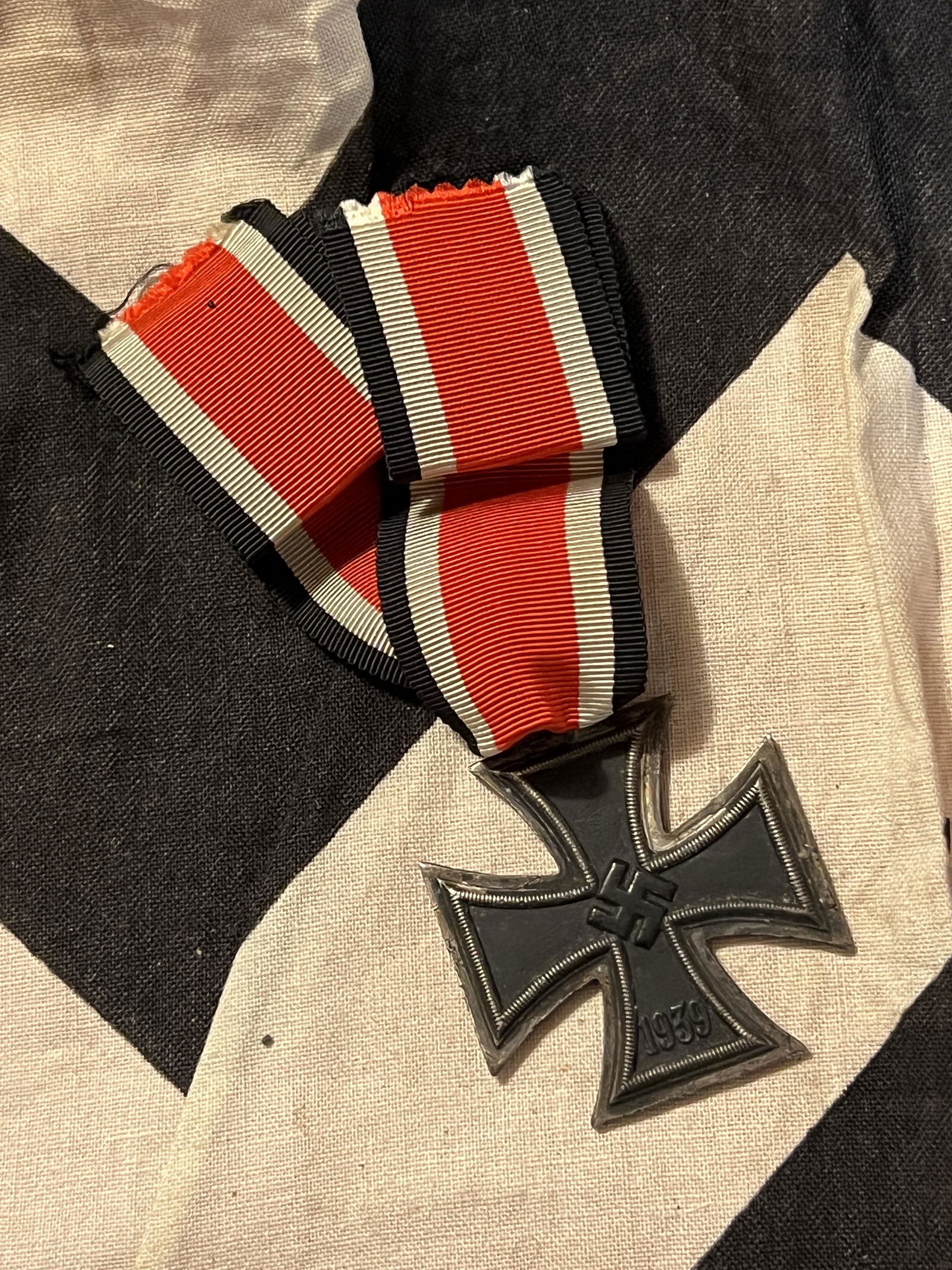 RARE WW2 GERMAN NAZI 1939 IRON CROSS W/RIBBON - Dec 20, 2021 | Rare ...