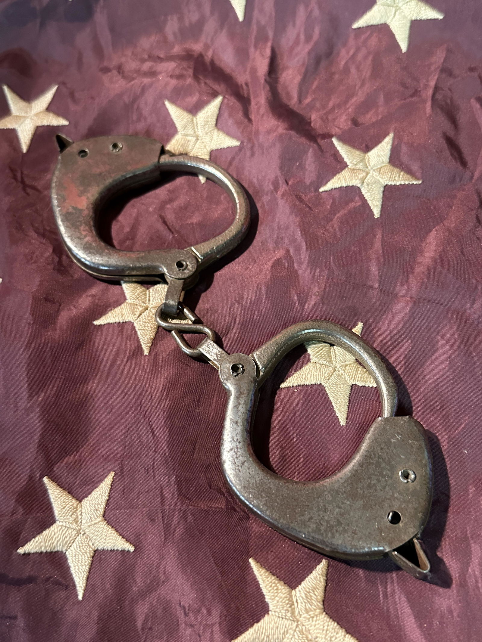 RARE CIVIL WAR ERA HANDCUFFS (#0120) on Jan 09, 2023 | Rare Treasures in PA