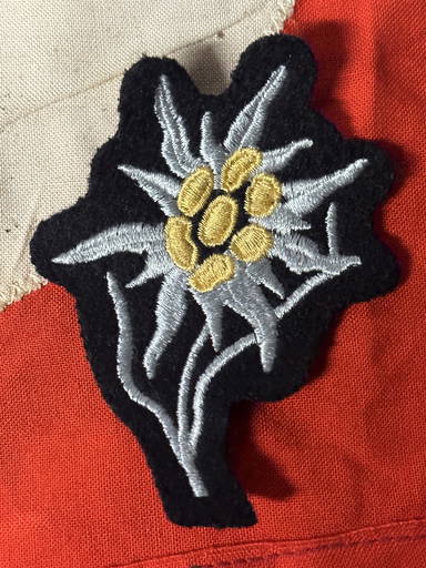 Ww2 German Elite Edelweiss Embroidered Insignia.