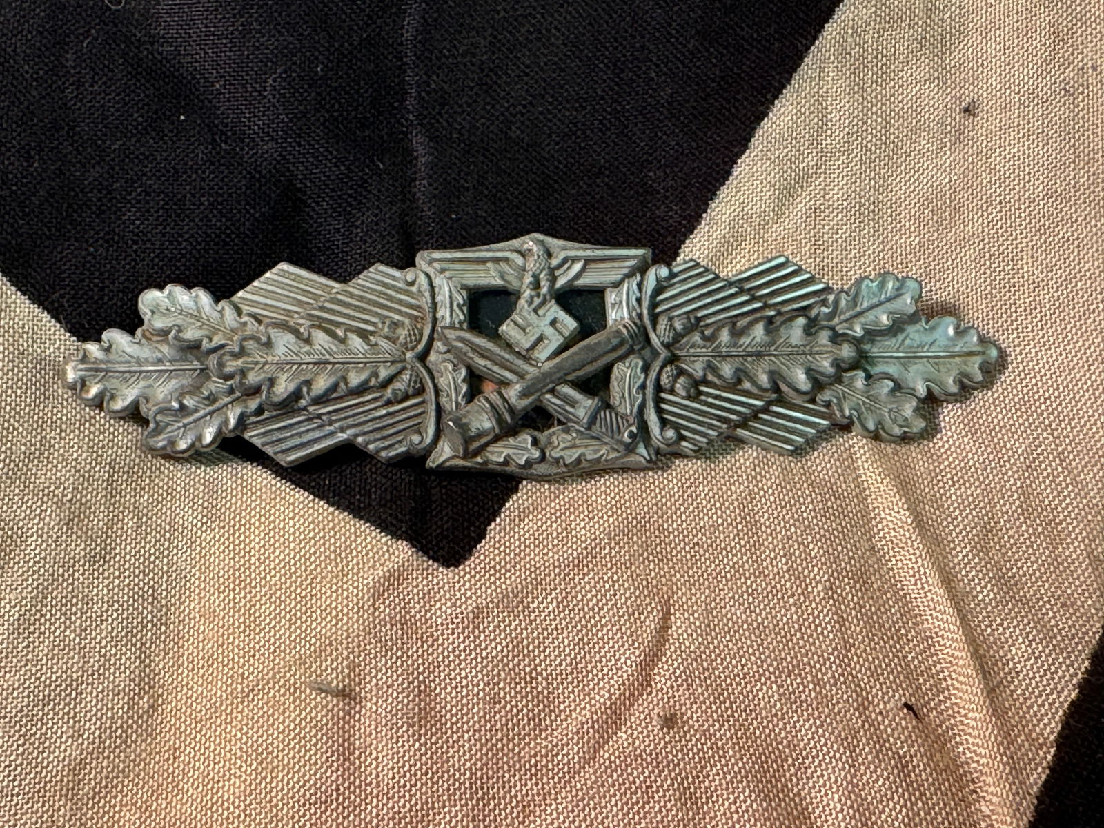 Ww2 German Close Combat Clasp In Bronze By Fll Auction