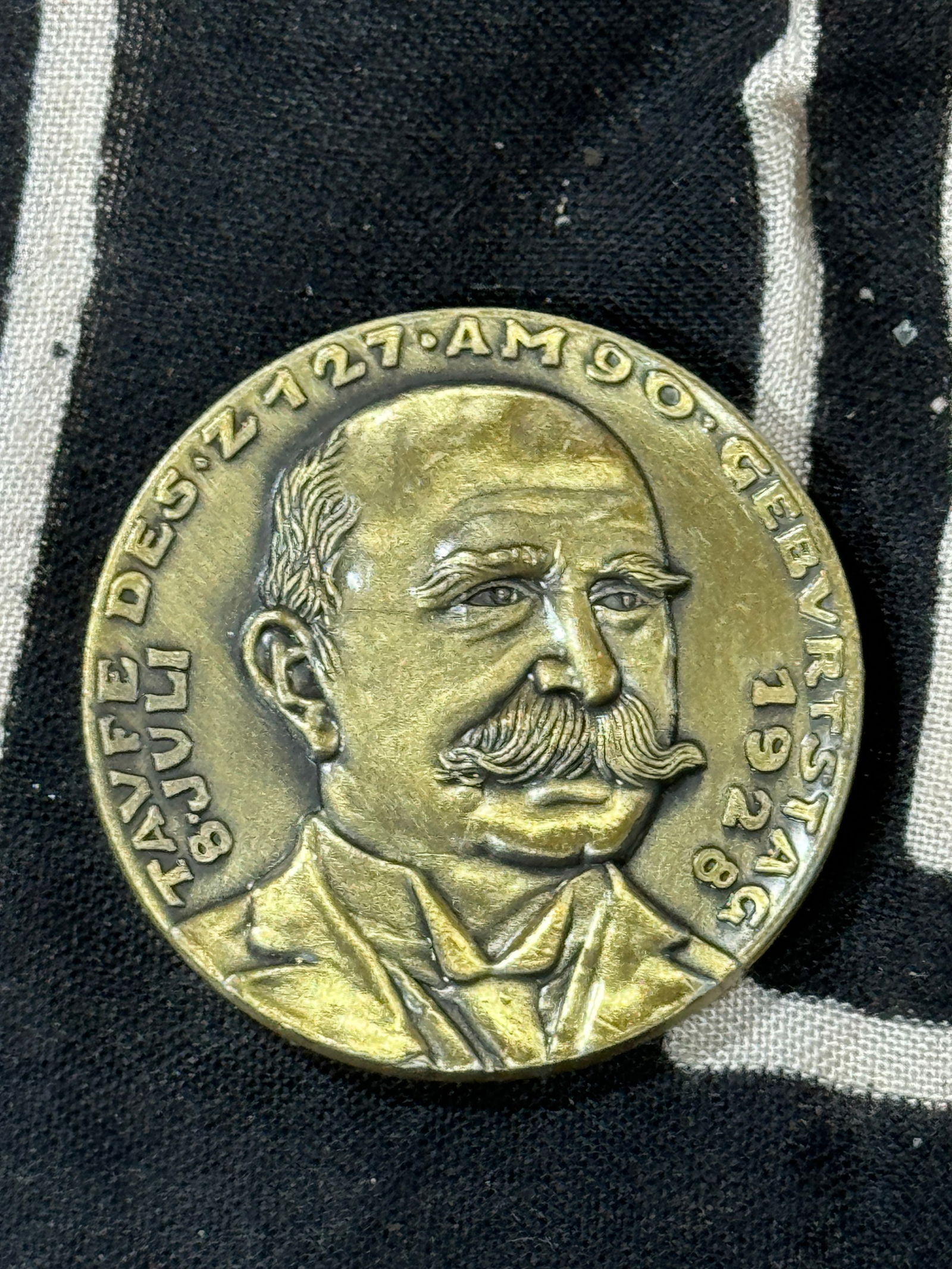 German Karl Goetz Medal Medallion Coin Graf Zeppelin Airship ...