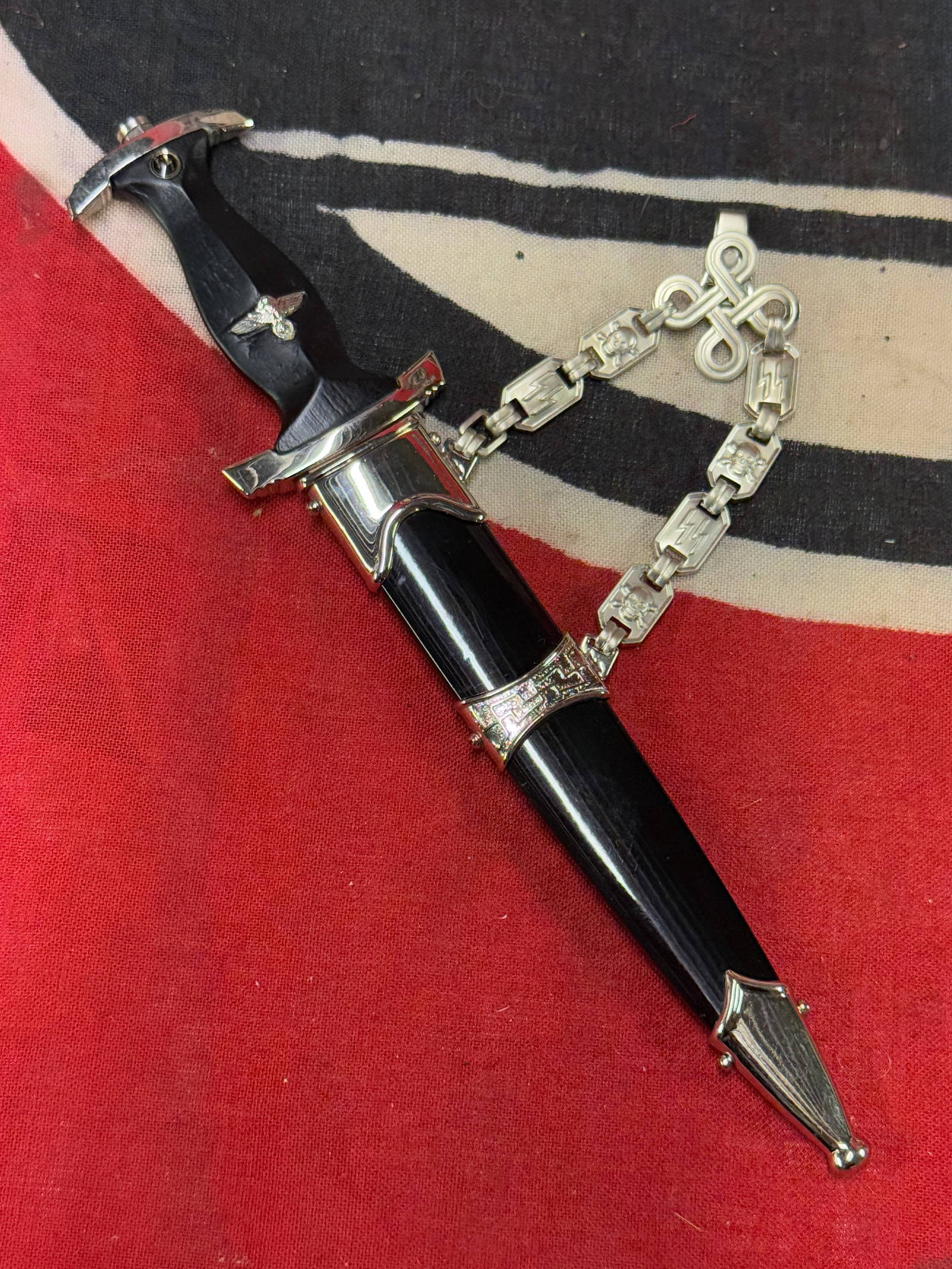 Miniature Ww2 German Waffen Ss Dagger With Chain - Letter Opener Auction