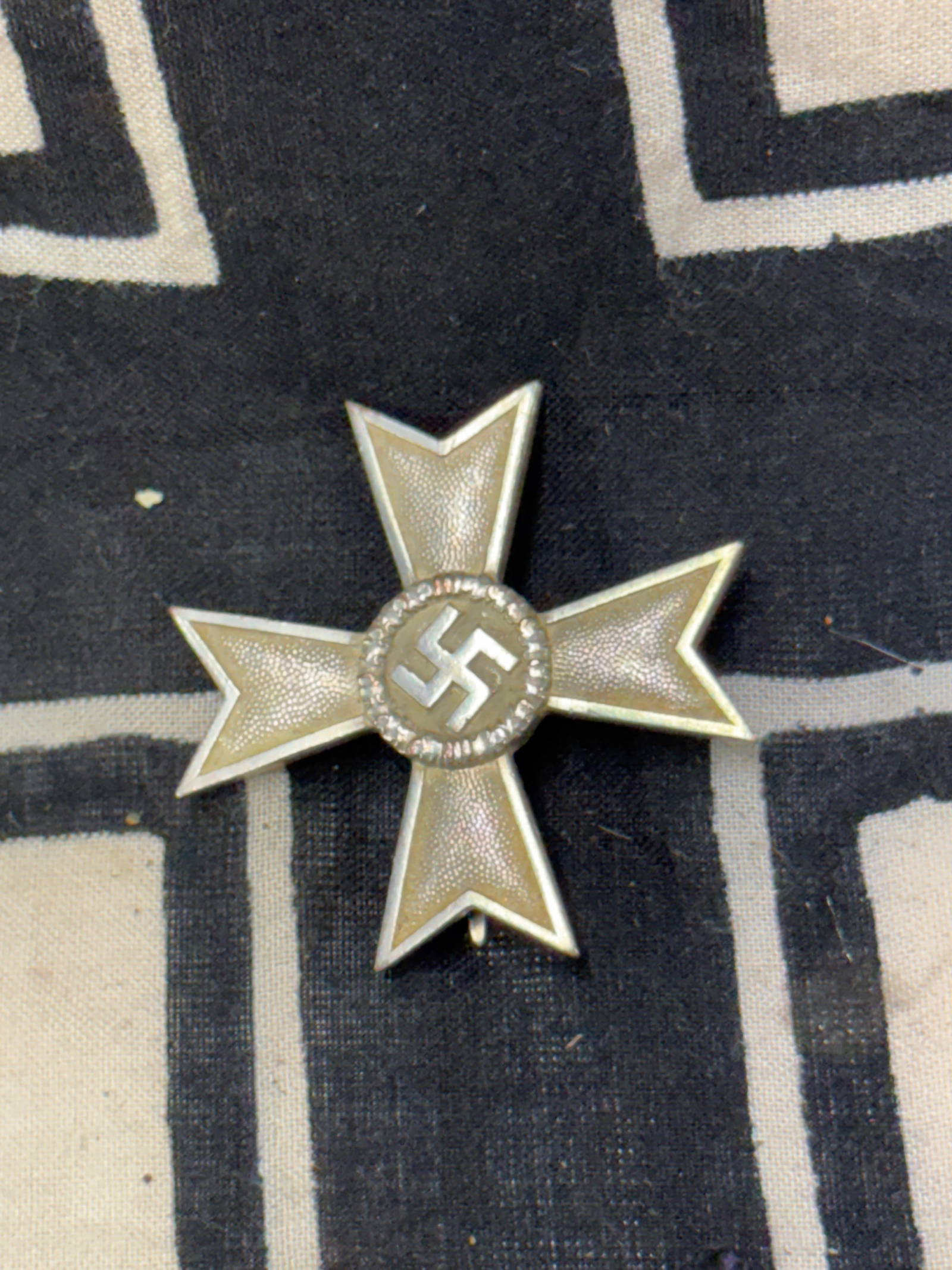 Rare Ww2 German Merit Cross In Silver Auction