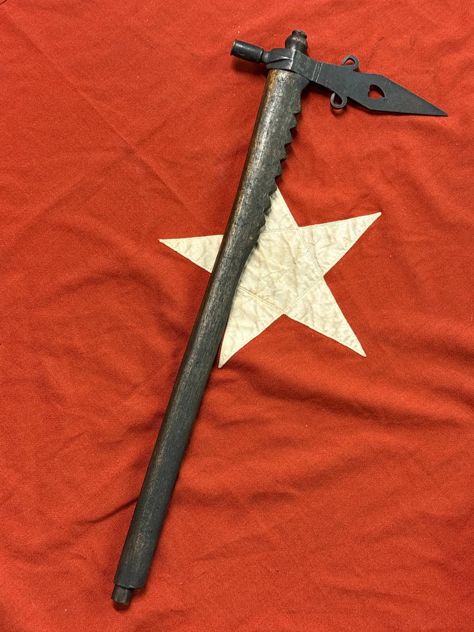 1800's Native American Southwest Indians Peace Pipe With Spear Head Blade - Aug 18, 2025 | Rare ...