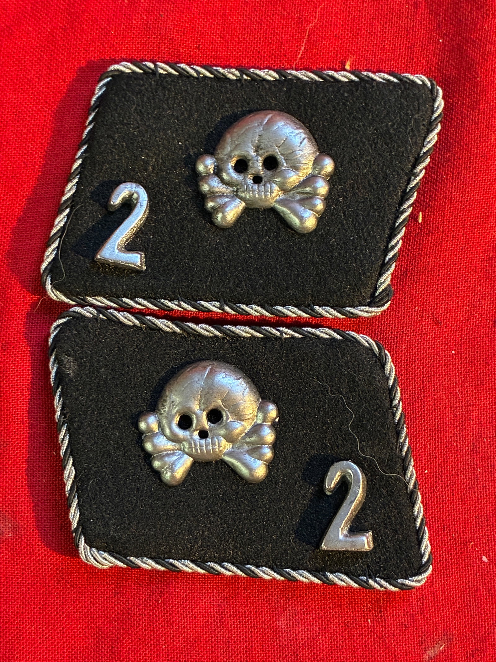 Pair Of Ww2 German Totenkopf Ss Skull Collar Tabs Set Auction
