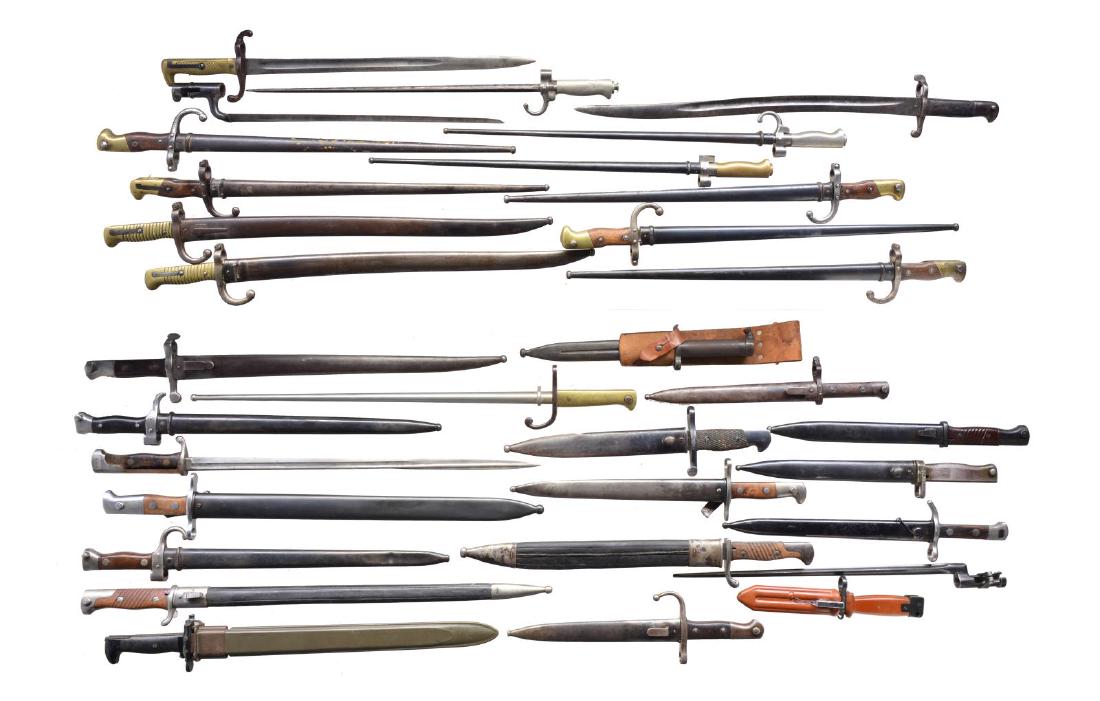37 BAYONETS OF THE WORLD.
