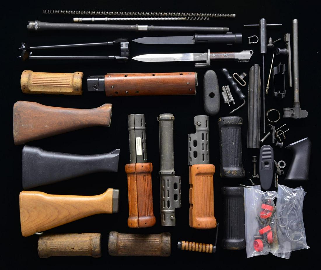 FN FAL PARTS & ACCESSORIES. - Dec 11, 2020 | Poulin Antiques & Auctions ...