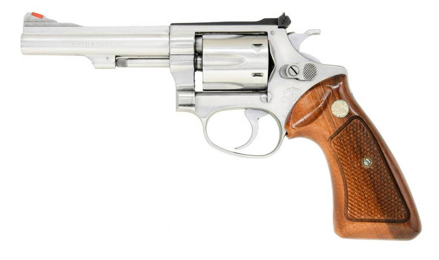 Smith & Wesson Model 651 Da Revolver.