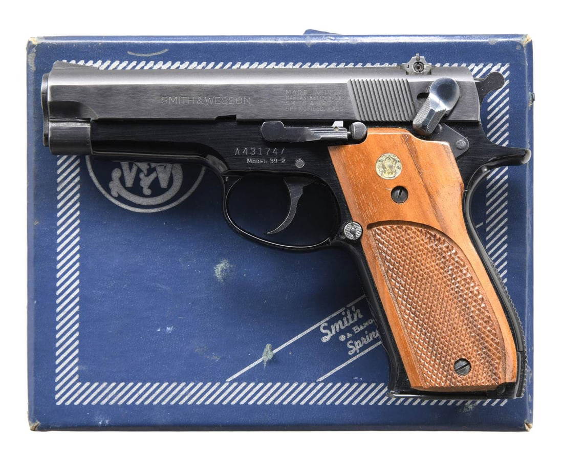Smith & Wesson Model 39-2 Semi-automatic Pistol Auction