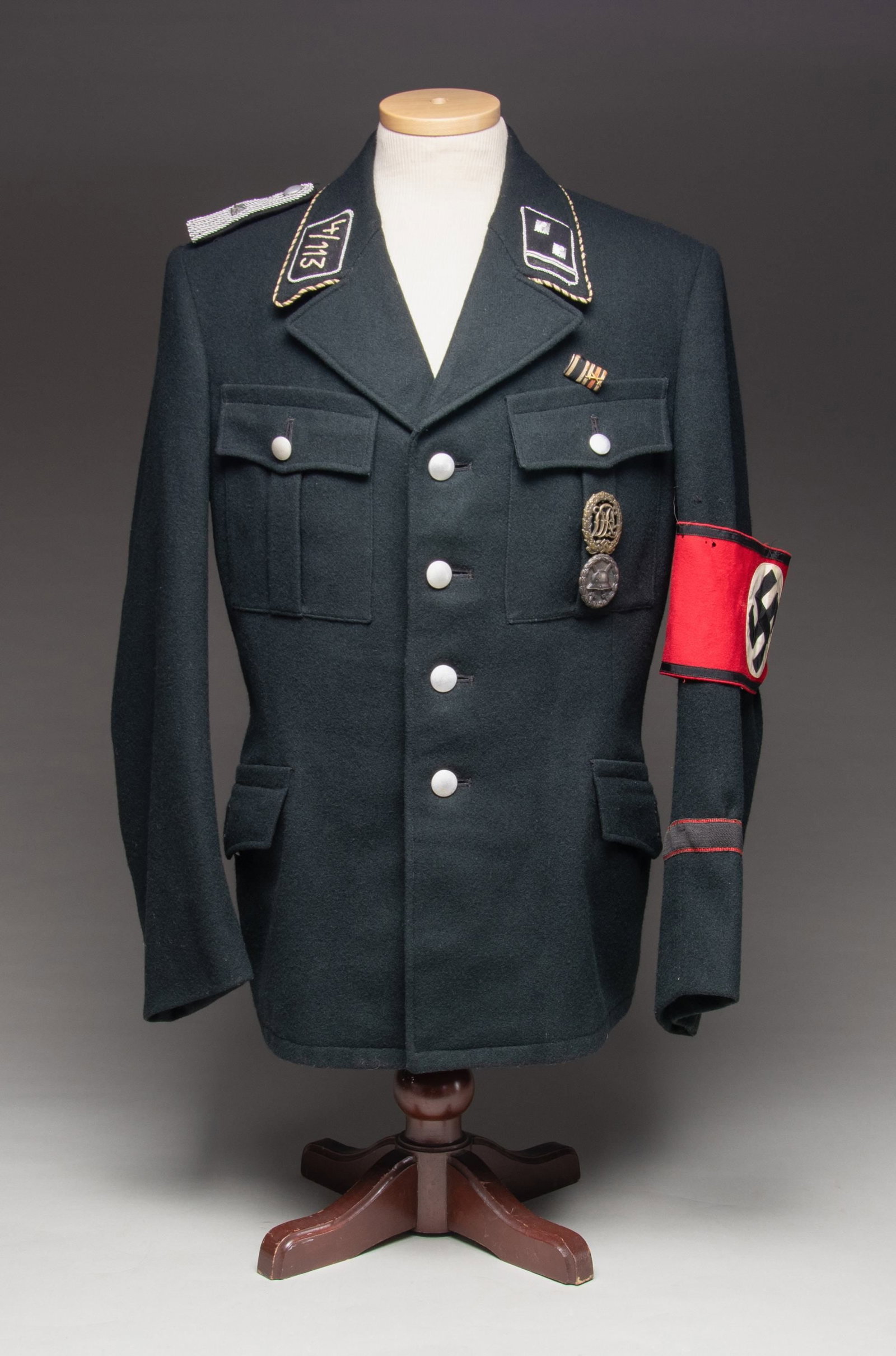 Wwii German Allgemeine 4th Ss Officer's Tunic Auction