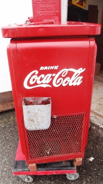 1940's Coca Cola Serve Yourself vending machine
