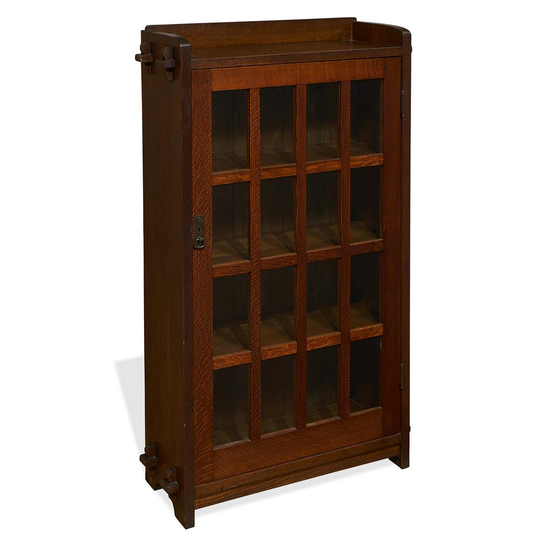 L. & J.G. Stickley single-door bookcase, #641 - Dec 08, 2019 | Toomey ...