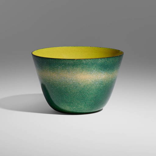 Jade Snow Wong, Bowl