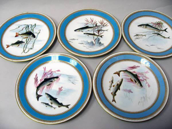 Five Worcester Fish Plates,