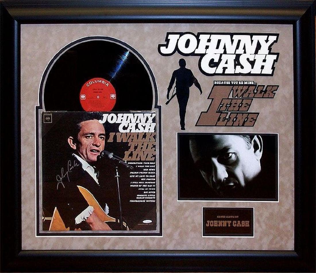 Johnny Cash Signed And Framed Walk The Line Album