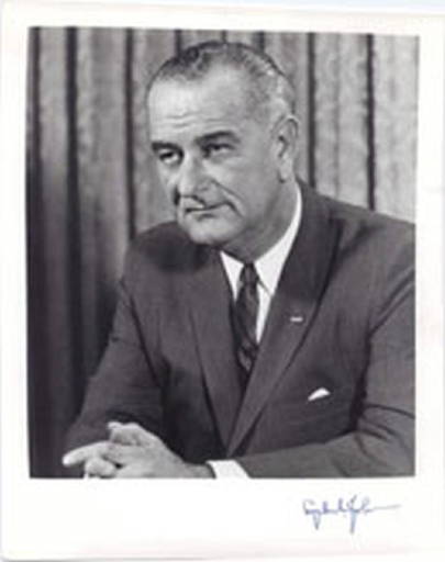 Lyndon B Johnson Signed Photo - Mar 12, 2019 | High End Memorabilia in CA