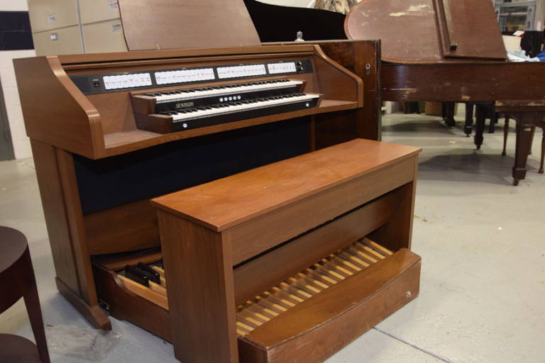 Rodgers 441 Church Organ