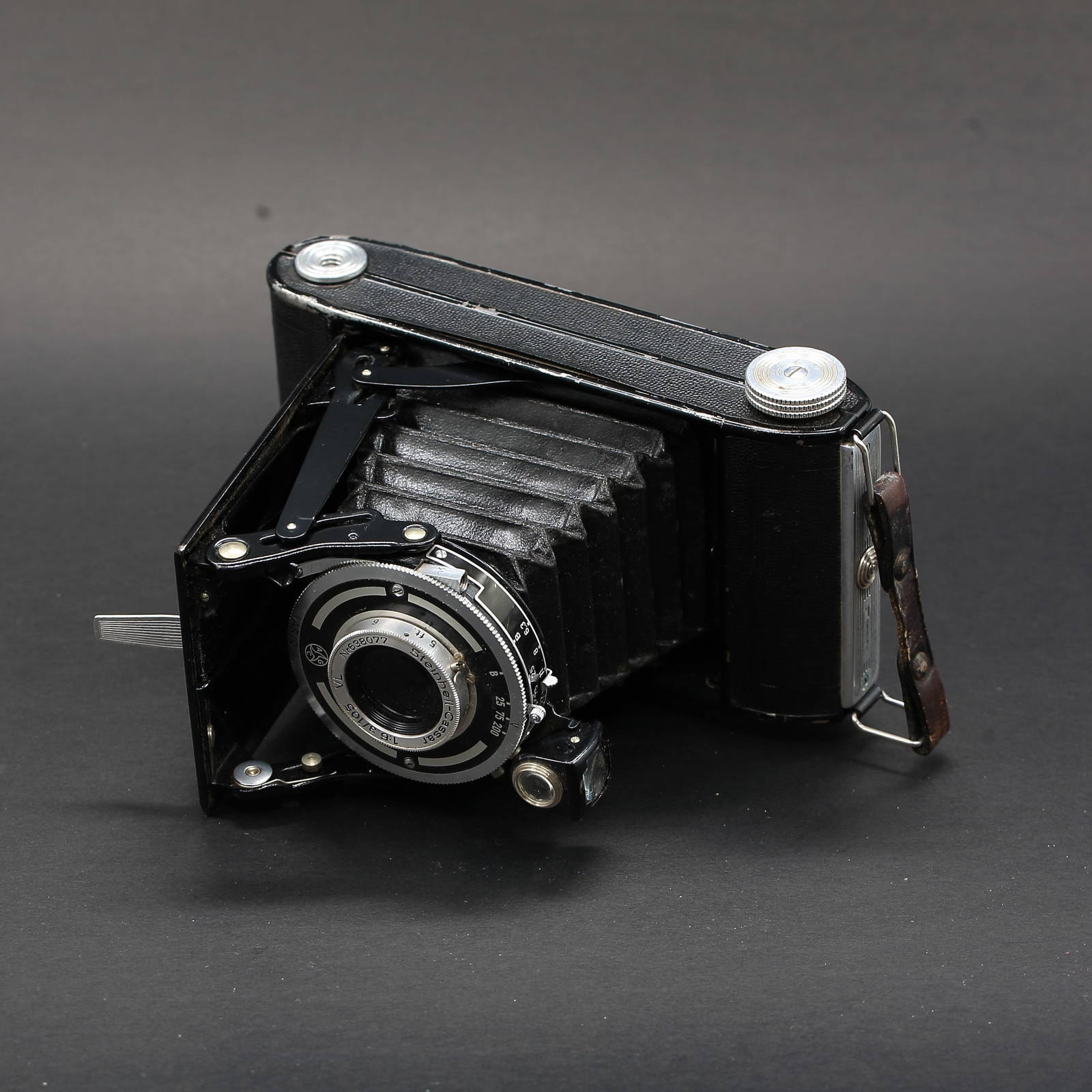 Wirgin Camera Auction