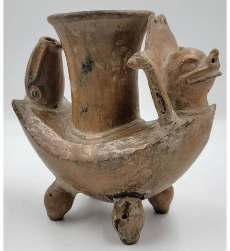 Exceptional Pre Colombian Pottery Pot / Vessel