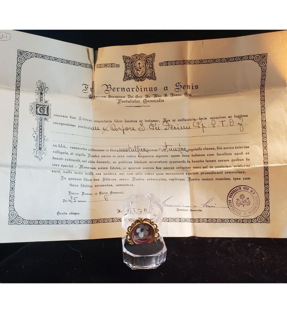 1st Class Relic Of Saint Pius X With Authentication Document Dated 1956