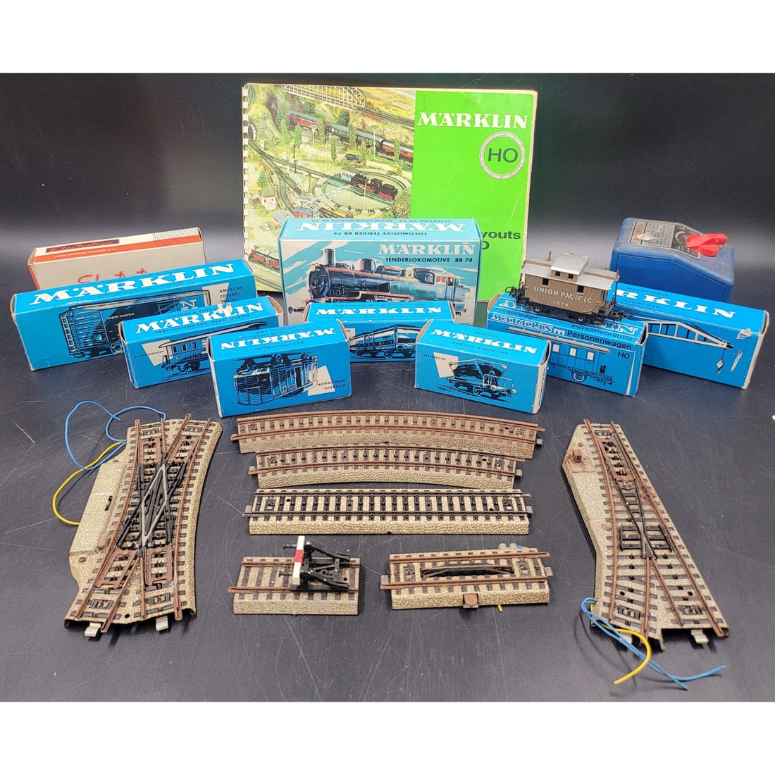Marklin Miniature Train Set With Assorted Cars And Tracks Auction