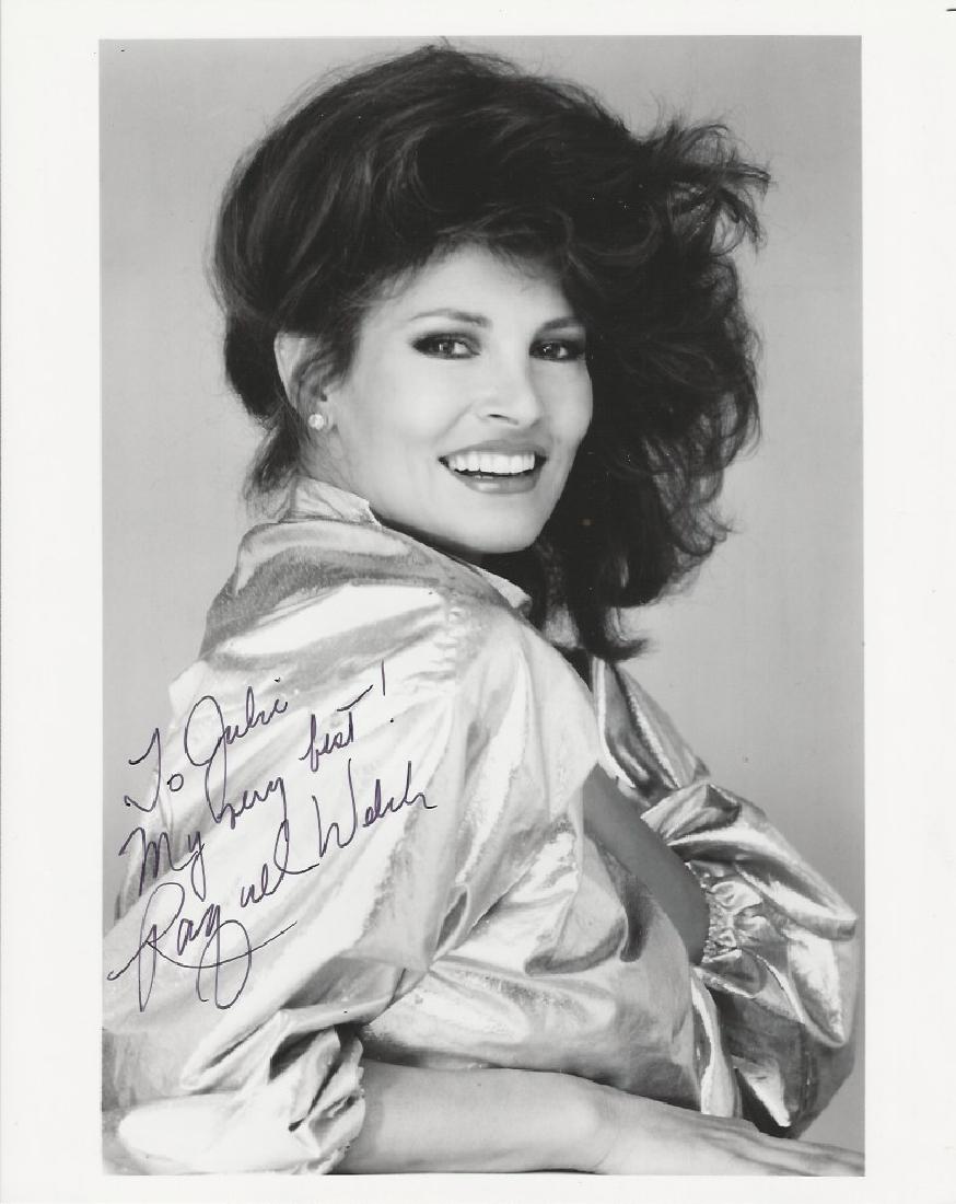 Raquel Welch autograph vintage picture