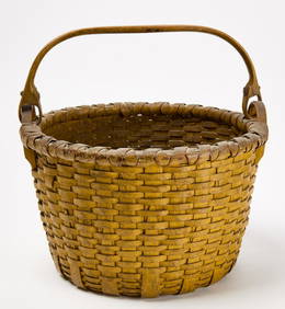 Yokut Basket - Apr 10, 2020 | Cowan's Auctions in OH