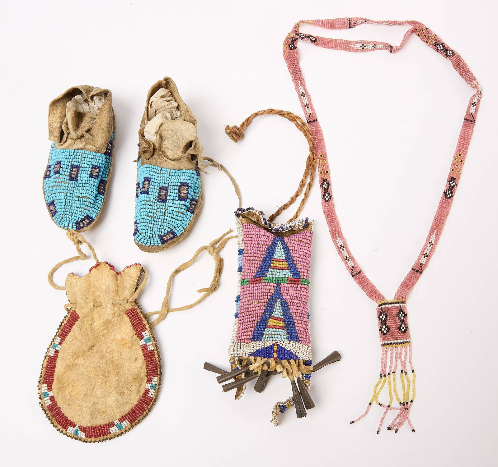 Four Native Beaded Items Auction