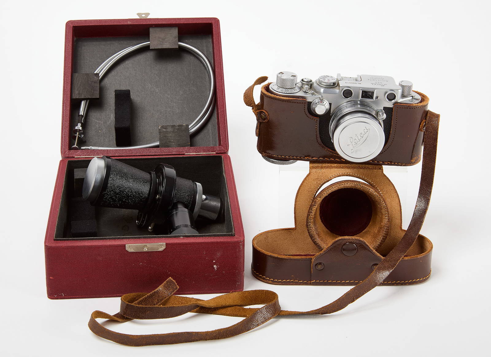 Leica Iiif Camera With Viewer Auction