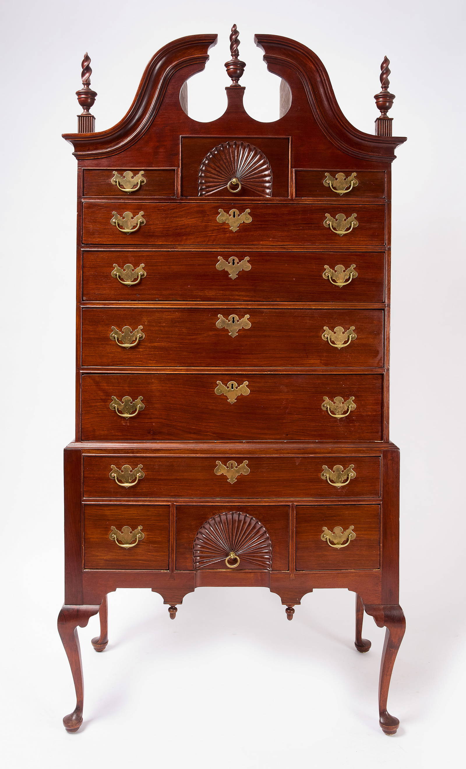 Bonnet-top Highboy Auction