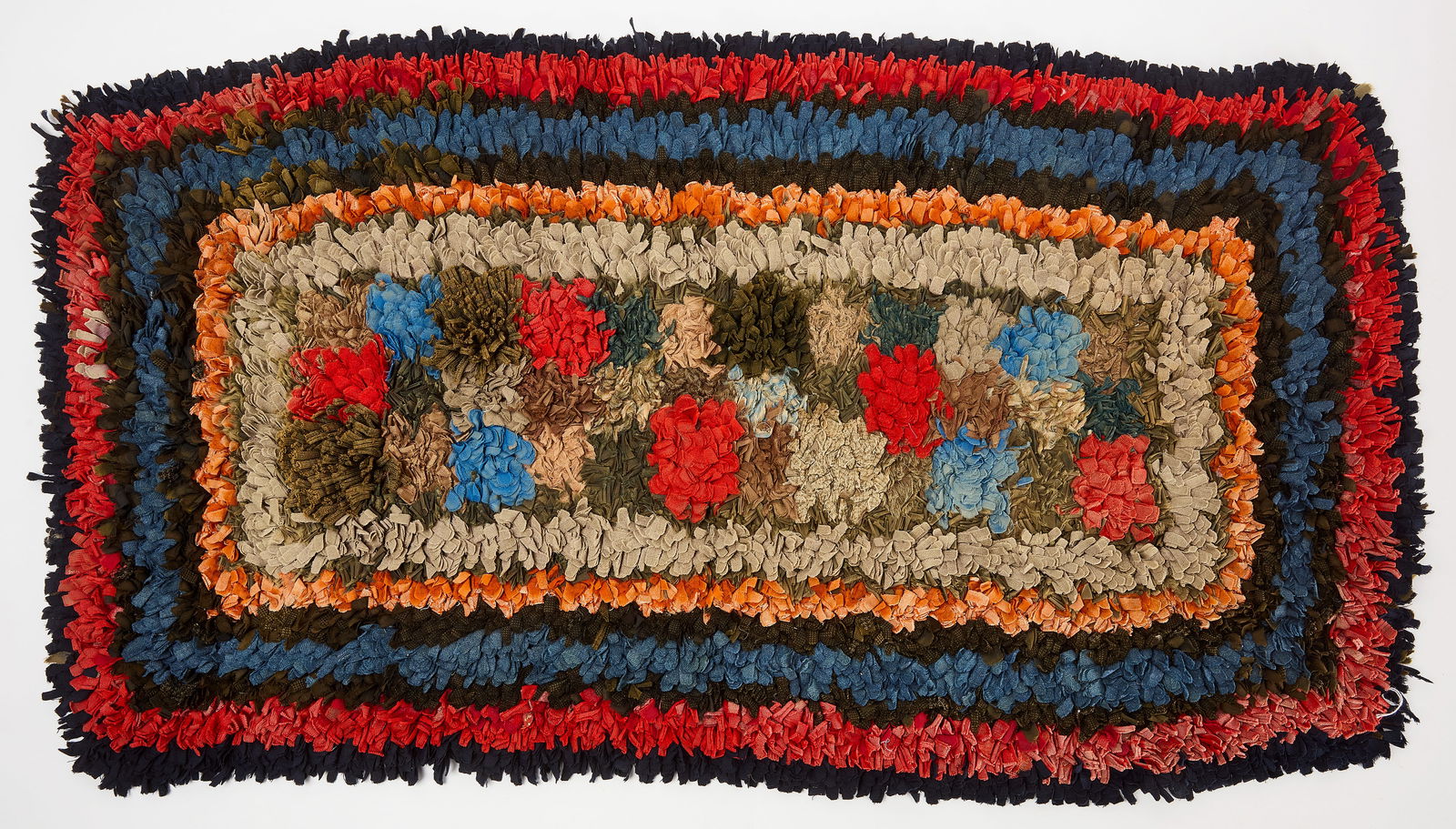 Shaker Confetti Rug Auction