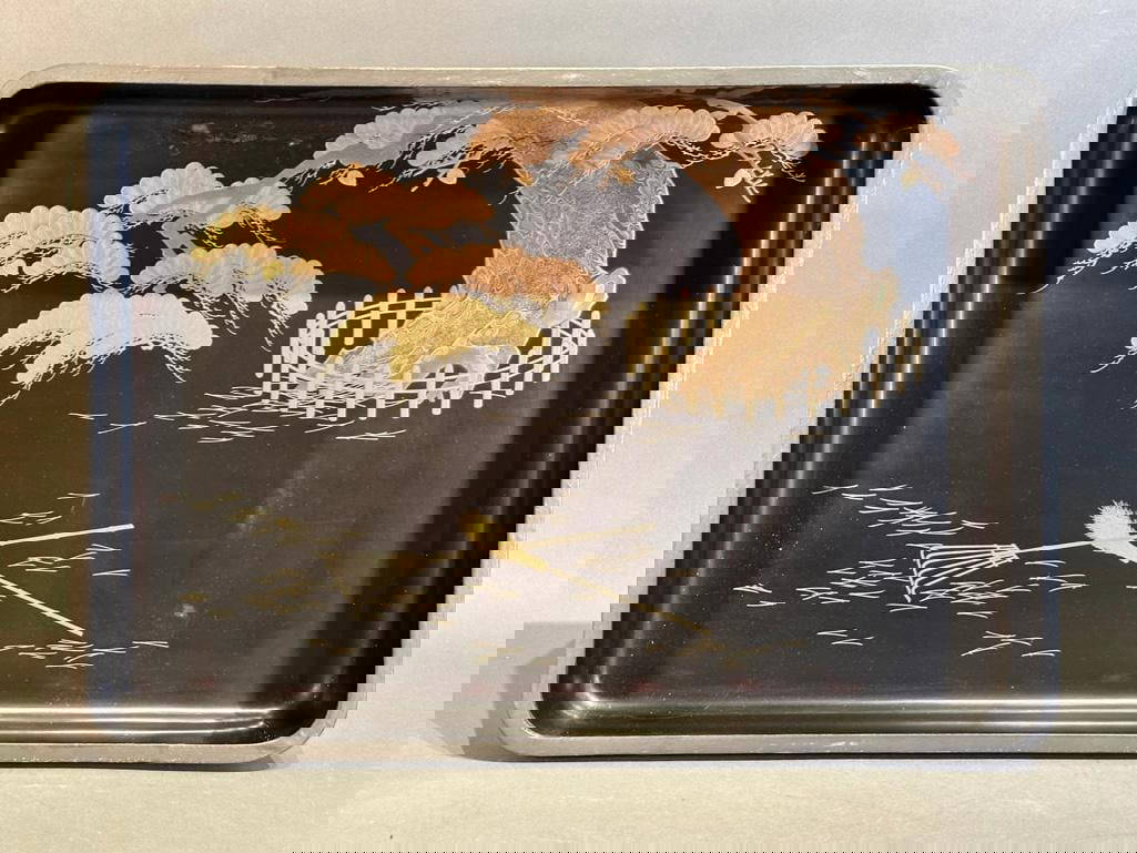 Japanese Lacquer: Large Lacquer Tray Auction