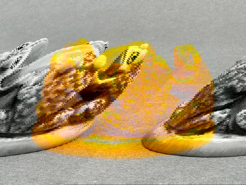 Japanese Carved Netsuke, Frogs Auction