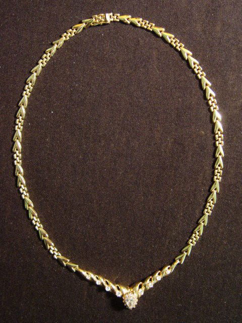 Italian 14k Gold Neckless With Diamonds.