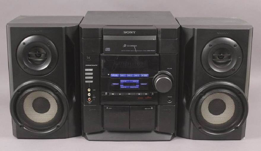 Sony 3 Cd Changer & Tape Player Stereo & Speakers