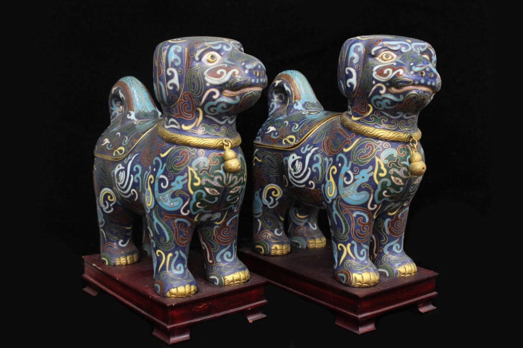 Vintage Pair Of Chinese Cloisonne Foo-dog Box Auction