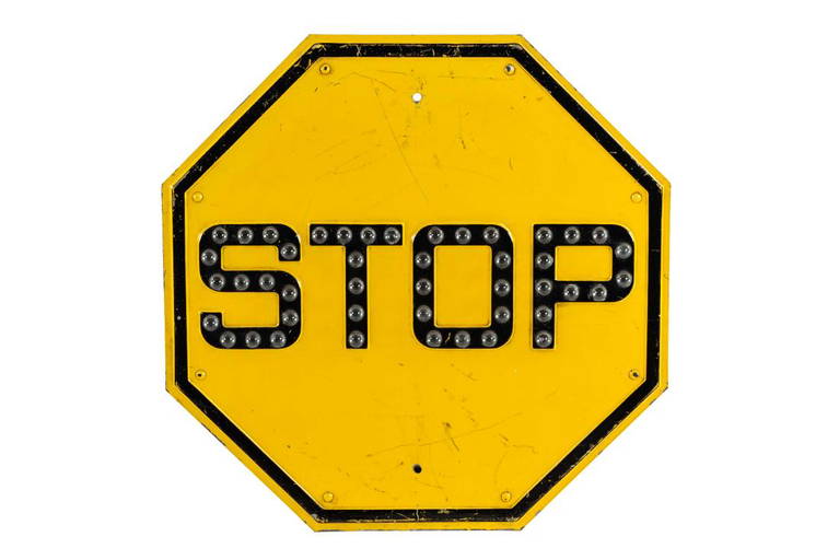 Stop Sign With Glass Reflectors - Nov 24, 2018 | Route 32 Auctions in IN