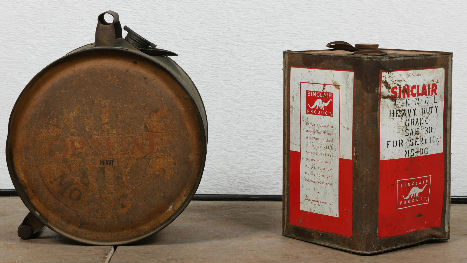 Sinclair Five Gallon Motor Oil Cans - Feb 01, 2020 | Route 32 Auctions ...