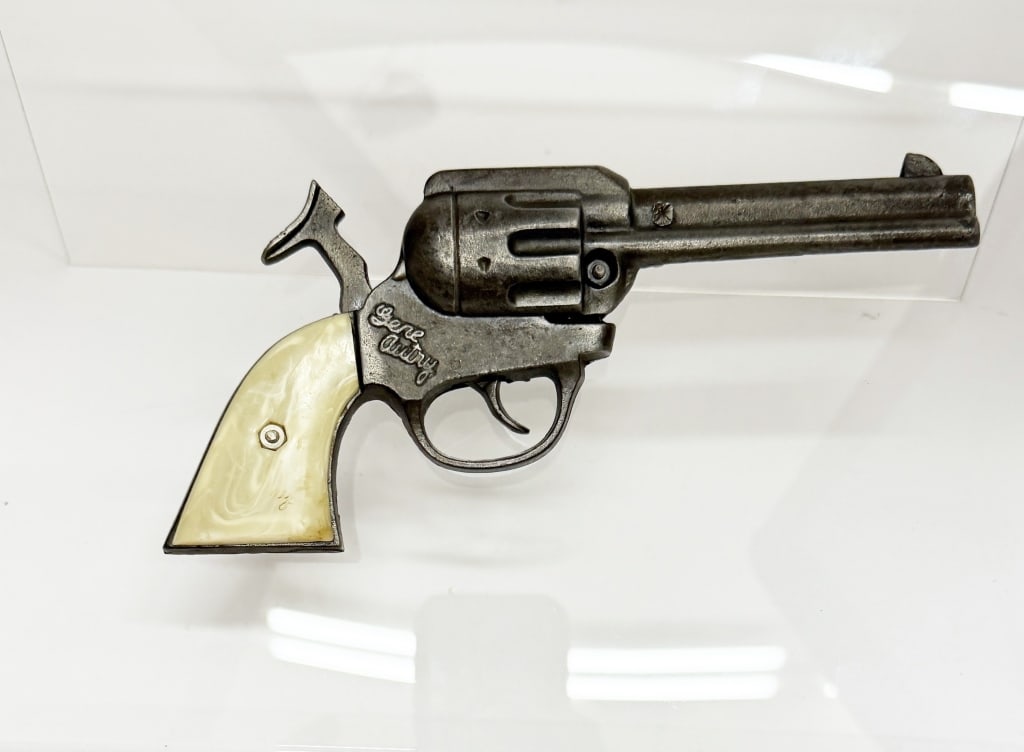 1940s Kenton Gene Autry Cast Iron Cap Gun Auction