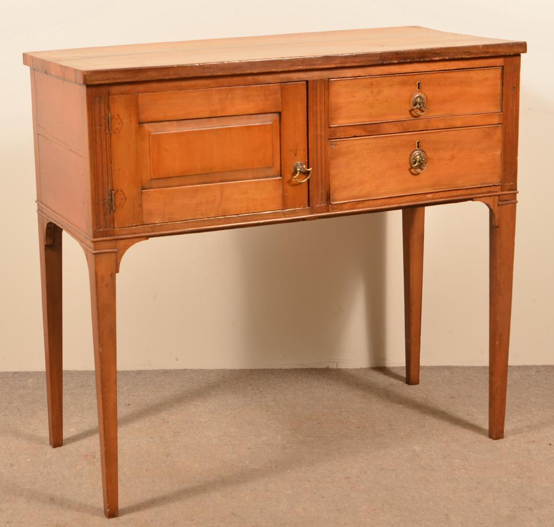 Virginia Hepplewhite Cherry Hunt Board.