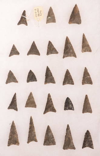 23 Ancient Triangular "war Points"