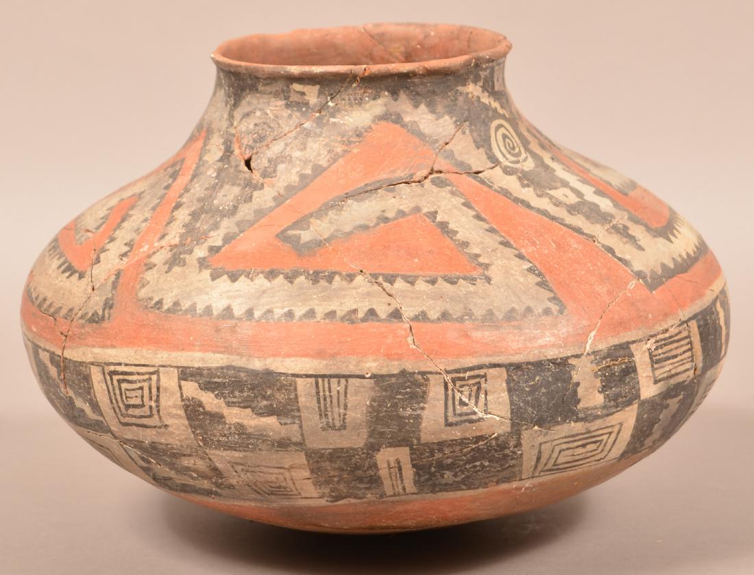 Large Prehistoric Pottery Jar "Four Mile Polychrome"