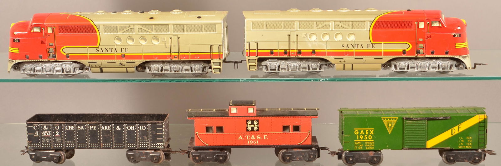 Marx 45225 Diesel Type Electric Train Set With Box.