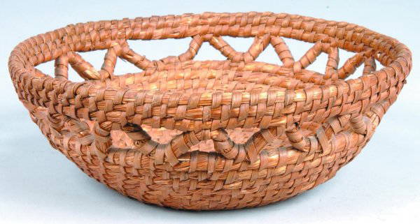 Pennsylvania Circular Rye Straw Coil Basket with z - Mar 20, 2010 ...