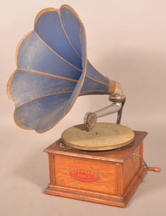 Standard Model A Talking Machine With Tin Horn Nr