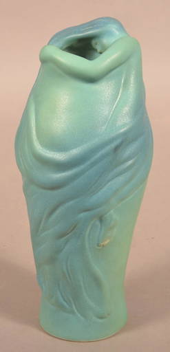 Van Briggle "Lorelei" Turquoise Glazed Vase. (#0004) on Sep 24, 2022 ...