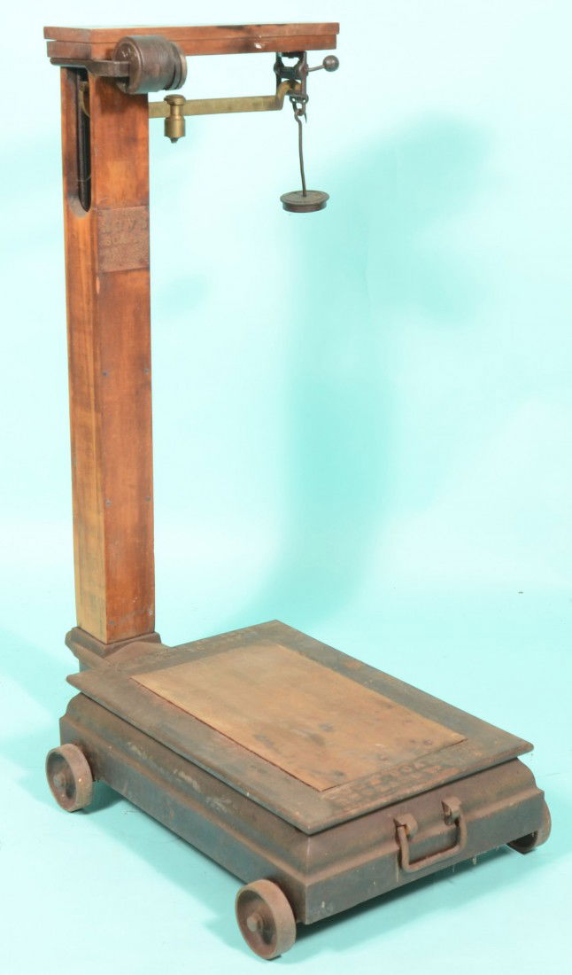 Platform Or Feed Scale. Labeled: "howe Scales. Pat