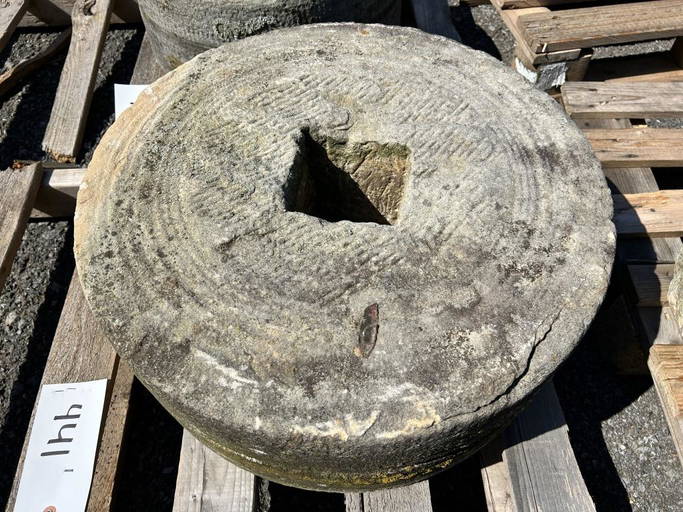 Small Millstone