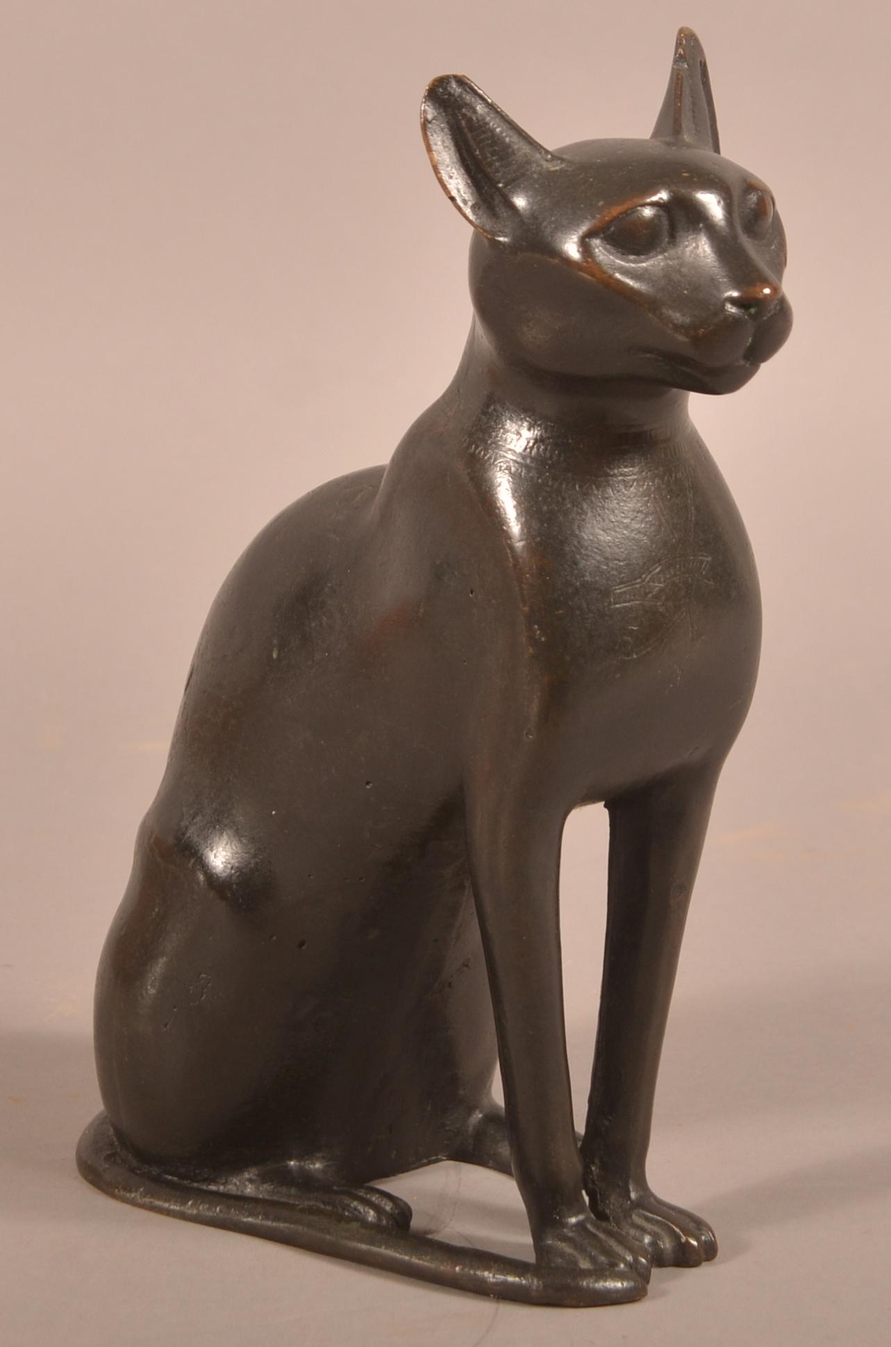 Vintage Bronze Seated Cat. Auction